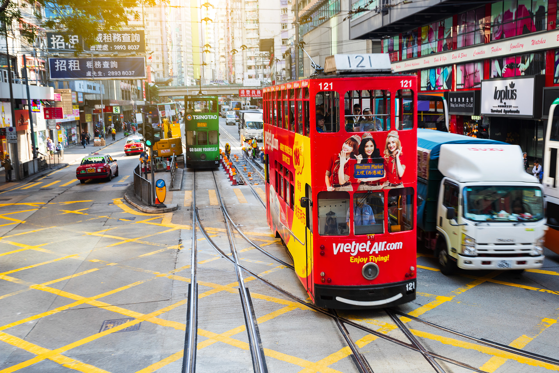 Tram Advertising | Edzino